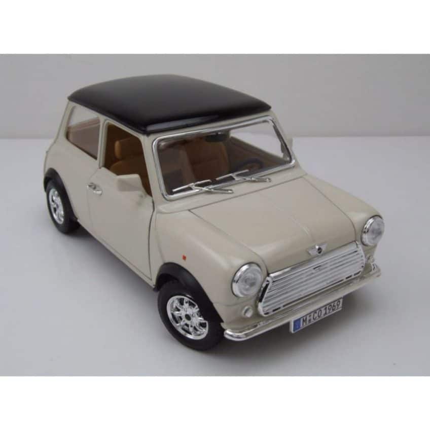 Burago 1969 Mini Cooper White 1/18 Diecast Model - The Model Shop