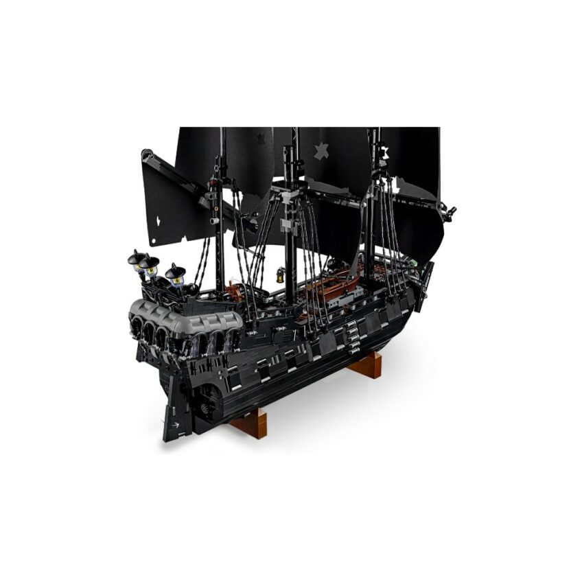 Lego 10365 ICONS Captain Jack Sparrow's Pirate Ship - The Model Shop